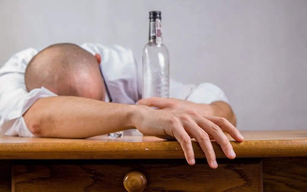 9 Ways of Coping With Alcohol Withdrawal